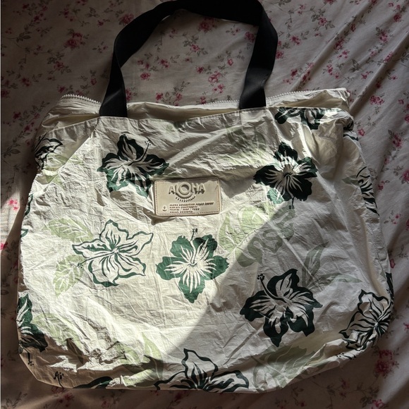 ALOHA Collection | Bags | Aloha Collection Floral Tote Cream And Green ...
